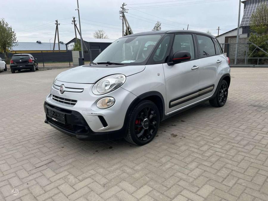 Grey Fiat 500L 2016 in Taurage, with an engine capacity of 1.60 L and mileage of 196 thousand km for 5100 €, photo 13 on AUTOMOTO.COM.LV