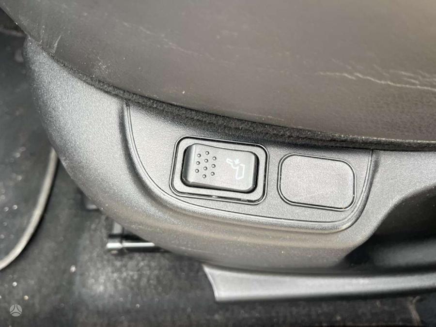 Grey Fiat 500L 2016 in Taurage, with an engine capacity of 1.60 L and mileage of 196 thousand km for 5100 €, photo 19 on AUTOMOTO.COM.LV