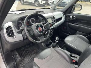 Grey Fiat 500L 2016 in Taurage, with an engine capacity of 1.60 L and mileage of 196 thousand km for 5100 €, photo 20 on AUTOMOTO.COM.LV