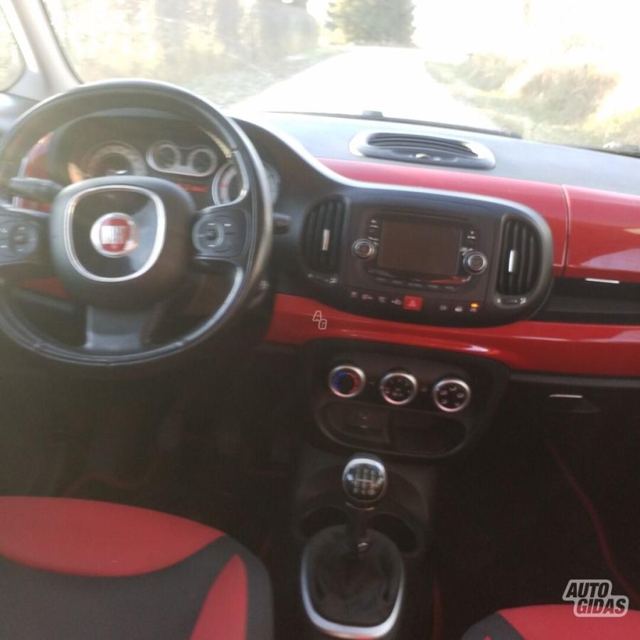Fiat 500L 2013 in Birzai, with an engine capacity of 1.30 L and mileage of 164 thousand km for 3250 €, photo 9 on AUTOMOTO.COM.LV