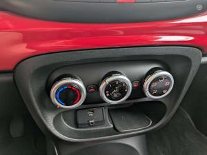 Red Fiat 500L 2013 in Siauliai, with an engine capacity of 1.25 L and mileage of 213 thousand km for 4700 €, photo 9 on AUTOMOTO.COM.LV