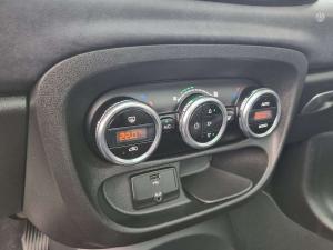 Red Fiat 500L 2014 in Taurage, with an engine capacity of 1.30 L and mileage of 219 thousand km for 2500 €, photo 20 on AUTOMOTO.COM.LV