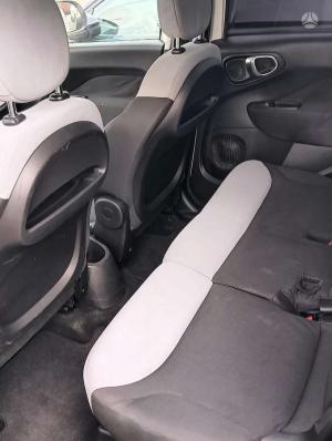 White Fiat 500L 2013 in Taurage, with an engine capacity of 1.25 L and mileage of 223 thousand km for 2350 €, photo 16 on AUTOMOTO.COM.LV