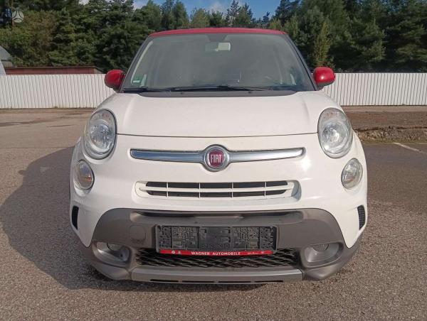 White Fiat 500L 2015 in Utena, with an engine capacity of 1.60 L and mileage of 182 thousand km for 5650 €, photo 6 on AUTOMOTO.COM.LV