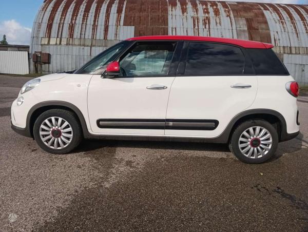 Balts Fiat 500L 2015 Utena, ar dzinēja tilpumu 1.60 L un nobraukumu 182 tūkst. km par 5650 €, foto 3 vietnē AUTOMOTO.COM.LV