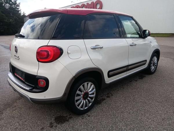 Balts Fiat 500L 2015 Utena, ar dzinēja tilpumu 1.60 L un nobraukumu 182 tūkst. km par 5650 €, foto 8 vietnē AUTOMOTO.COM.LV