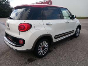 White Fiat 500L 2015 in Utena, with an engine capacity of 1.60 L and mileage of 182 thousand km for 5650 €, photo 8 on AUTOMOTO.COM.LV