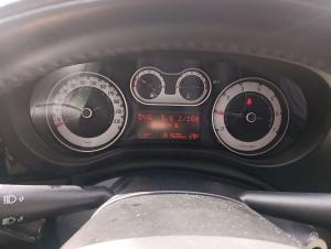 White Fiat 500L 2015 in Utena, with an engine capacity of 1.60 L and mileage of 182 thousand km for 5650 €, photo 14 on AUTOMOTO.COM.LV