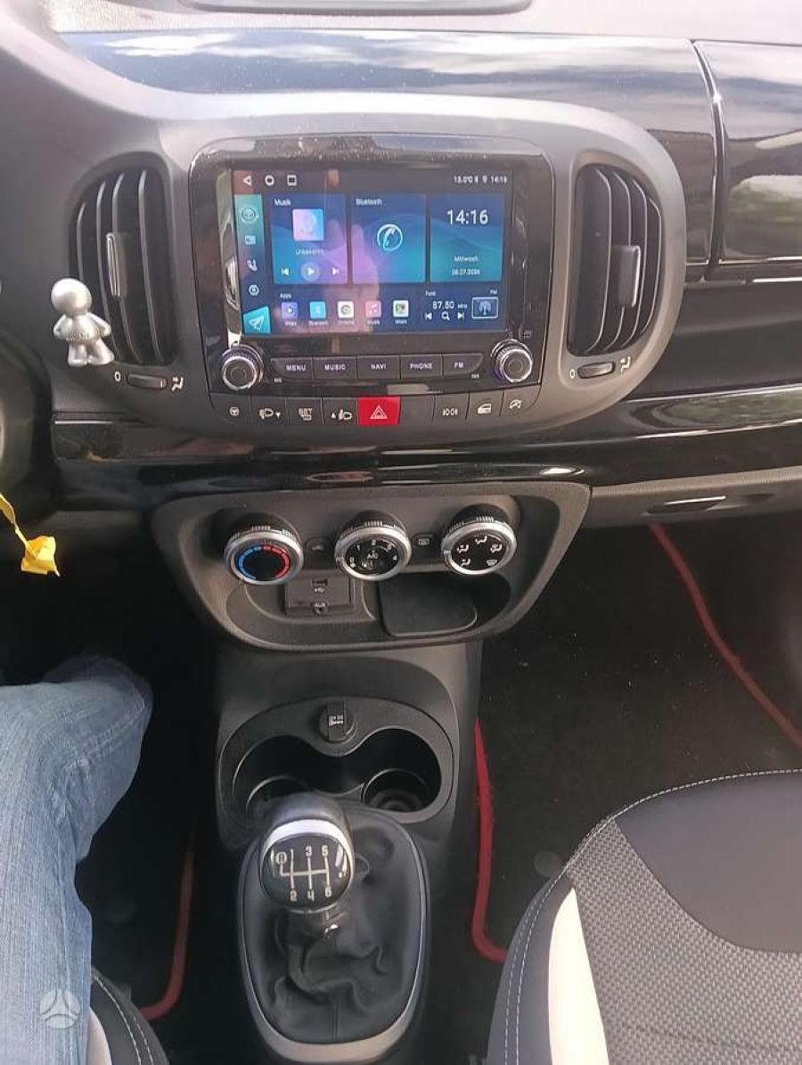 White Fiat 500L 2015 in Utena, with an engine capacity of 1.60 L and mileage of 182 thousand km for 5650 €, photo 15 on AUTOMOTO.COM.LV