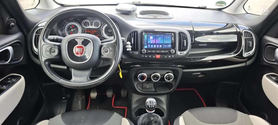 White Fiat 500L 2015 in Utena, with an engine capacity of 1.60 L and mileage of 182 thousand km for 4650 €, photo 19 on AUTOMOTO.COM.LV