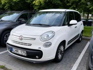 Balts Fiat 500L 2014 Klaipėda, ar dzinēja tilpumu 1.25 L un nobraukumu 267 tūkst. km par 2000 €, foto  vietnē AUTOMOTO.COM.LV