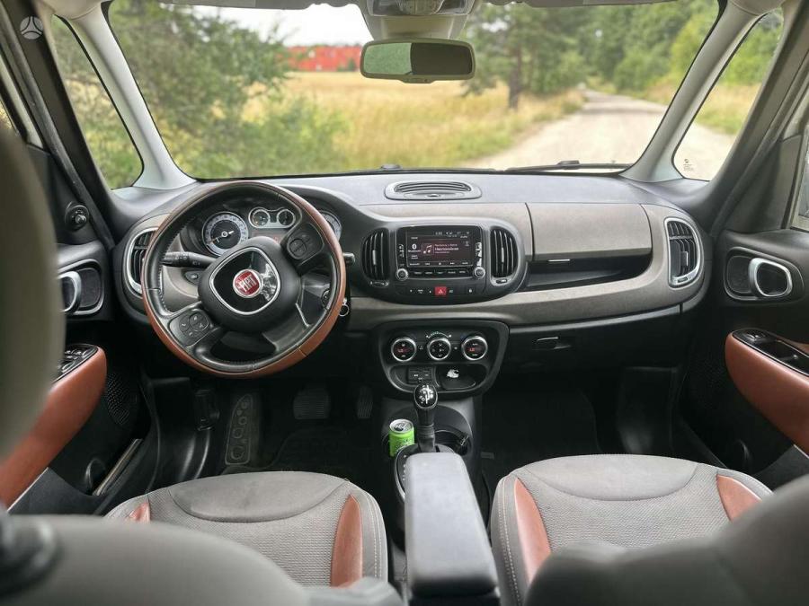 Balts Fiat 500L 2014 Viļņa, ar dzinēja tilpumu 1.39 L un nobraukumu 192 tūkst. km par 3300 €, foto 12 vietnē AUTOMOTO.COM.LV
