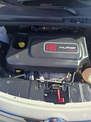 Balts Fiat 500L 2014 Marijampole, ar dzinēja tilpumu 1.40 L un nobraukumu 230 tūkst. km par 3700 €, foto 16 vietnē AUTOMOTO.COM.LV