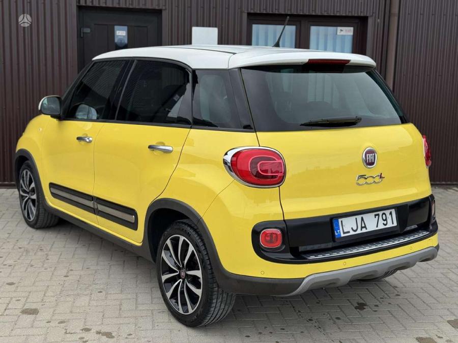 Yellow Fiat 500L 2014 in Telschi, with an engine capacity of 1.60 L and mileage of 152 thousand km for 4500 €, photo 16 on AUTOMOTO.COM.LV