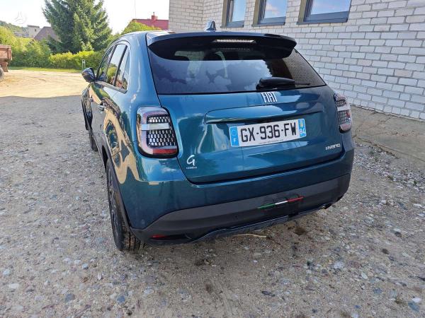 Blue Fiat 600 2024 in Telschi, with an engine capacity of 1.20 L and mileage of 7 thousand km for 10600 €, photo 7 on AUTOMOTO.COM.LV