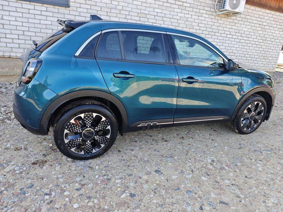 Blue Fiat 600 2024 in Telschi, with an engine capacity of 1.20 L and mileage of 7 thousand km for 10600 €, photo 16 on AUTOMOTO.COM.LV