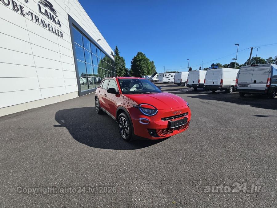 Red Fiat 600 2026 in Tartu, with an engine capacity of 1.20 L and mileage of 0 thousand km for 25900 €, photo 9 on AUTOMOTO.COM.LV
