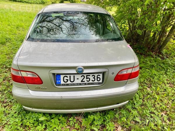 Grey Fiat Albea 2007 in Cesis, with an engine capacity of 1.40 L and mileage of 195 thousand km for 1200 €, photo 1 on AUTOMOTO.COM.LV