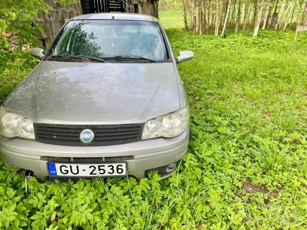 Grey Fiat Albea 2007 in Cesis, with an engine capacity of 1.40 L and mileage of 195 thousand km for 1200 €, photo 2 on AUTOMOTO.COM.LV