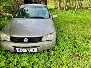 Grey Fiat Albea 2007 in Cesis, with an engine capacity of 1.40 L and mileage of 195 thousand km for 800 €, photo 3 on AUTOMOTO.COM.LV