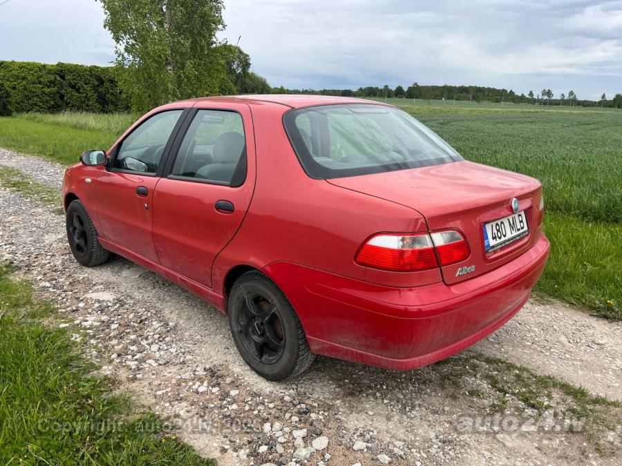 Red Fiat Albea 2008 in Tallinn, with an engine capacity of 1.40 L and mileage of 125 thousand km for 990 €, photo 4 on AUTOMOTO.COM.LV