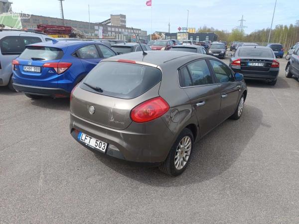 Fiat Brava 2008 Klaipėda, ar dzinēja tilpumu 2.00 L un nobraukumu 240 tūkst. km par 450 €, foto 2 vietnē AUTOMOTO.COM.LV