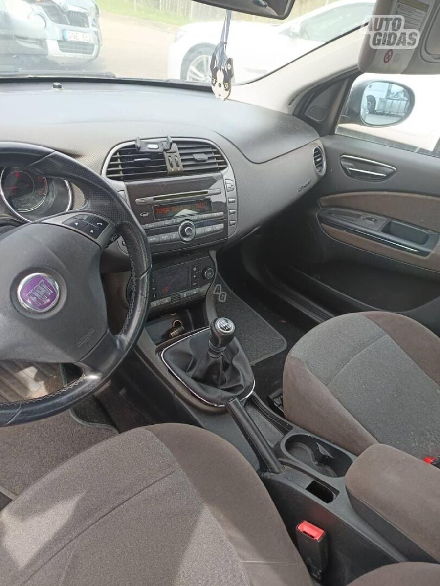 Fiat Brava 2008 Klaipėda, ar dzinēja tilpumu 2.00 L un nobraukumu 240 tūkst. km par 450 €, foto 6 vietnē AUTOMOTO.COM.LV