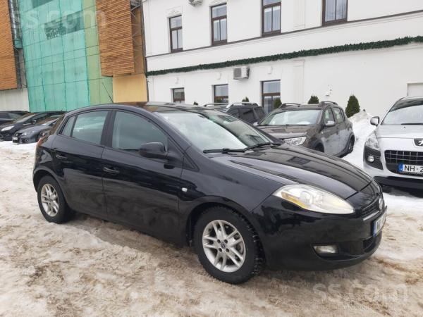 Black Fiat Bravo 2008 in Daugavpils, with an engine capacity of 1.90 L and mileage of 0 thousand km for 1750 €, photo 4 on AUTOMOTO.COM.LV