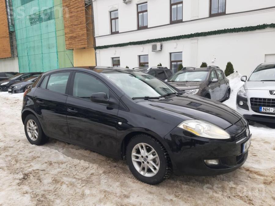 Black Fiat Bravo 2008 in Daugavpils, with an engine capacity of 1.90 L and mileage of 0 thousand km for 1750 €, photo 4 on AUTOMOTO.COM.LV
