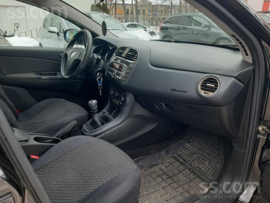 Black Fiat Bravo 2008 in Daugavpils, with an engine capacity of 1.90 L and mileage of 0 thousand km for 1750 €, photo 23 on AUTOMOTO.COM.LV