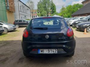 Black Fiat Bravo 2008 in Daugavpils, with an engine capacity of 1.90 L and mileage of 0 thousand km for 1650 €, photo 7 on AUTOMOTO.COM.LV