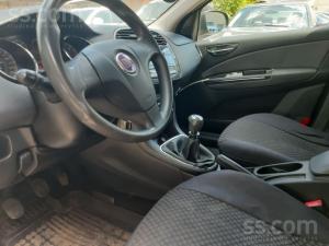 Black Fiat Bravo 2008 in Daugavpils, with an engine capacity of 1.90 L and mileage of 0 thousand km for 1650 €, photo 10 on AUTOMOTO.COM.LV