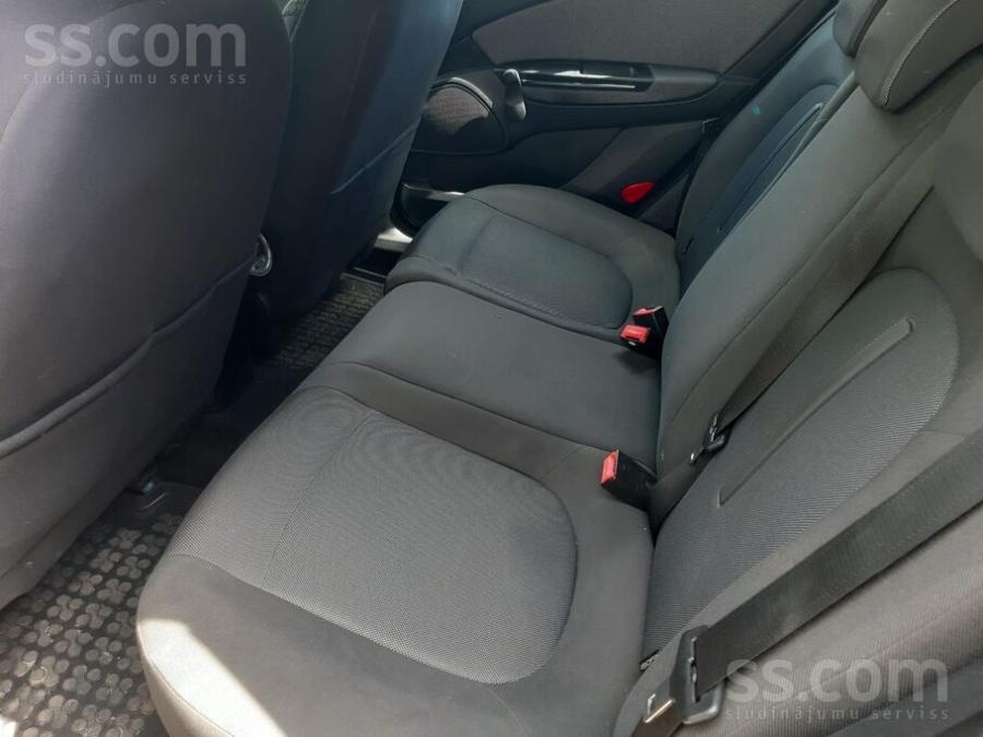 Black Fiat Bravo 2008 in Daugavpils, with an engine capacity of 1.90 L and mileage of 0 thousand km for 1650 €, photo 11 on AUTOMOTO.COM.LV