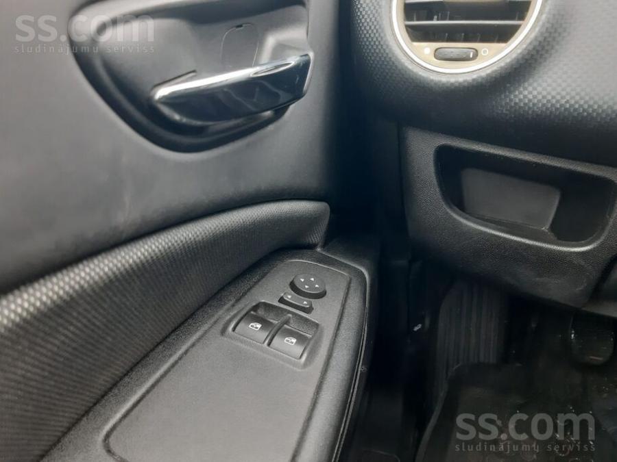 Black Fiat Bravo 2008 in Daugavpils, with an engine capacity of 1.90 L and mileage of 0 thousand km for 1650 €, photo 13 on AUTOMOTO.COM.LV