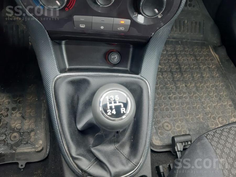 Black Fiat Bravo 2008 in Daugavpils, with an engine capacity of 1.90 L and mileage of 0 thousand km for 1650 €, photo 17 on AUTOMOTO.COM.LV