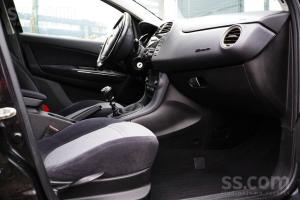 Melns Fiat Bravo 2008 Rīga, ar dzinēja tilpumu 1.90 L un nobraukumu 248 tūkst. km par 1290 €, foto 11 vietnē AUTOMOTO.COM.LV