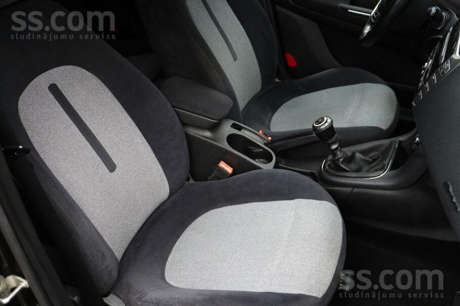 Melns Fiat Bravo 2008 Rīga, ar dzinēja tilpumu 1.90 L un nobraukumu 248 tūkst. km par 1290 €, foto 12 vietnē AUTOMOTO.COM.LV