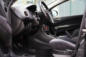 Melns Fiat Bravo 2008 Rīga, ar dzinēja tilpumu 1.90 L un nobraukumu 248 tūkst. km par 1290 €, foto 15 vietnē AUTOMOTO.COM.LV