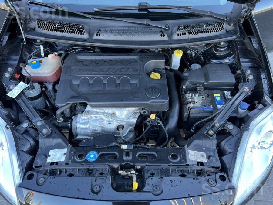 Black Fiat Bravo 2008 in Jekabpils, with an engine capacity of 1.60 L and mileage of 209 thousand km for 2990 €, photo 9 on AUTOMOTO.COM.LV