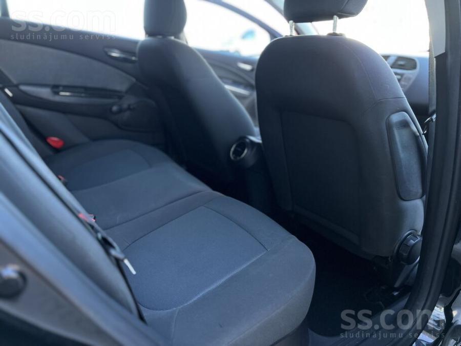 Black Fiat Bravo 2008 in Jekabpils, with an engine capacity of 1.60 L and mileage of 209 thousand km for 2990 €, photo 15 on AUTOMOTO.COM.LV