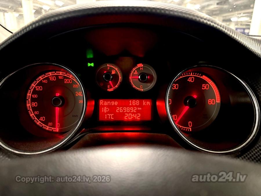 Черный Фиат Браво 2008 в Таллин, объемом двигателя 1.90 л и пробегом 269 тыс. км за 1999 €, фото 13 на AUTOMOTO.COM.LV