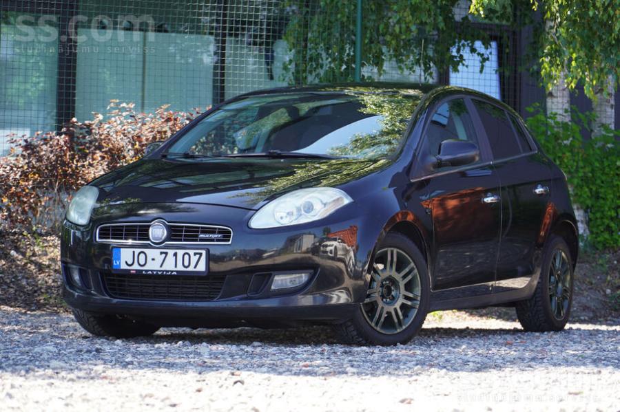 Melns Fiat Bravo 2008 Rīga, ar dzinēja tilpumu 1.90 L un nobraukumu 248 tūkst. km par 1890 €, foto 5 vietnē AUTOMOTO.COM.LV