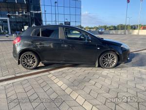 Melns Fiat Bravo 2008 Tallina, ar dzinēja tilpumu 1.90 L un nobraukumu 271 tūkst. km par 2499 €, foto 3 vietnē AUTOMOTO.COM.LV