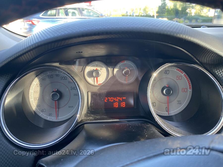 Melns Fiat Bravo 2008 Tallina, ar dzinēja tilpumu 1.90 L un nobraukumu 271 tūkst. km par 2499 €, foto 13 vietnē AUTOMOTO.COM.LV