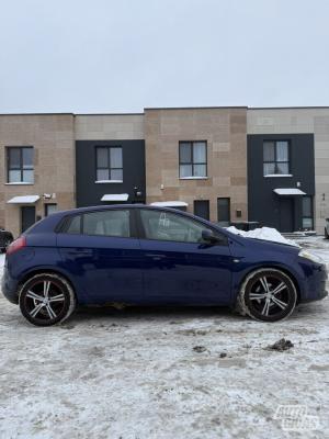 Blue Fiat Bravo 2007 in Vilnius, with an engine capacity of 1.90 L and mileage of 358 thousand km for 800 €, photo 7 on AUTOMOTO.COM.LV