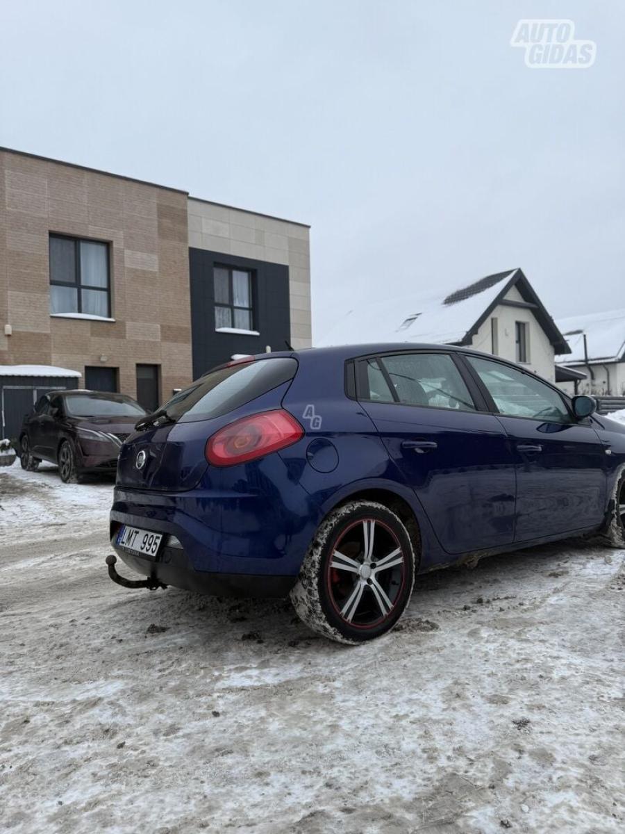 Blue Fiat Bravo 2007 in Vilnius, with an engine capacity of 1.90 L and mileage of 358 thousand km for 800 €, photo 9 on AUTOMOTO.COM.LV