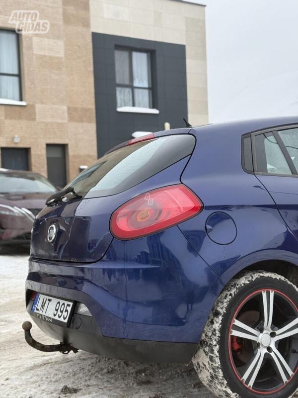 Blue Fiat Bravo 2007 in Vilnius, with an engine capacity of 1.90 L and mileage of 358 thousand km for 800 €, photo 10 on AUTOMOTO.COM.LV