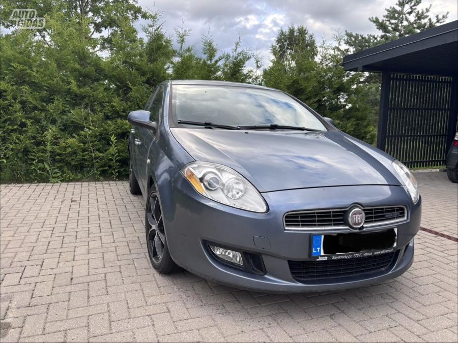 Blue Fiat Bravo 2008 in Vilnius, with an engine capacity of 1.60 L and mileage of 328 thousand km for 1200 €, photo 4 on AUTOMOTO.COM.LV