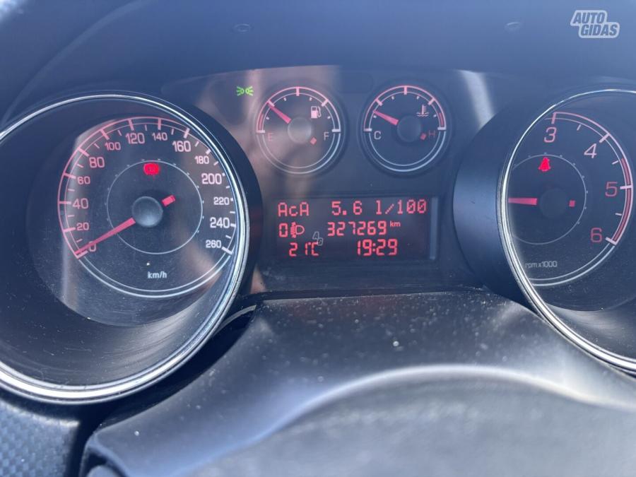 Blue Fiat Bravo 2008 in Vilnius, with an engine capacity of 1.60 L and mileage of 328 thousand km for 1200 €, photo 10 on AUTOMOTO.COM.LV