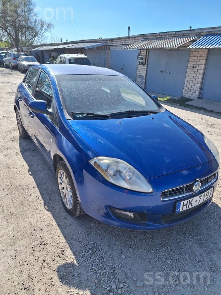 Zils Fiat Bravo 2006 Rīga, ar dzinēja tilpumu 1.90 L un nobraukumu 320 tūkst. km par 1550 €, foto 3 vietnē AUTOMOTO.COM.LV